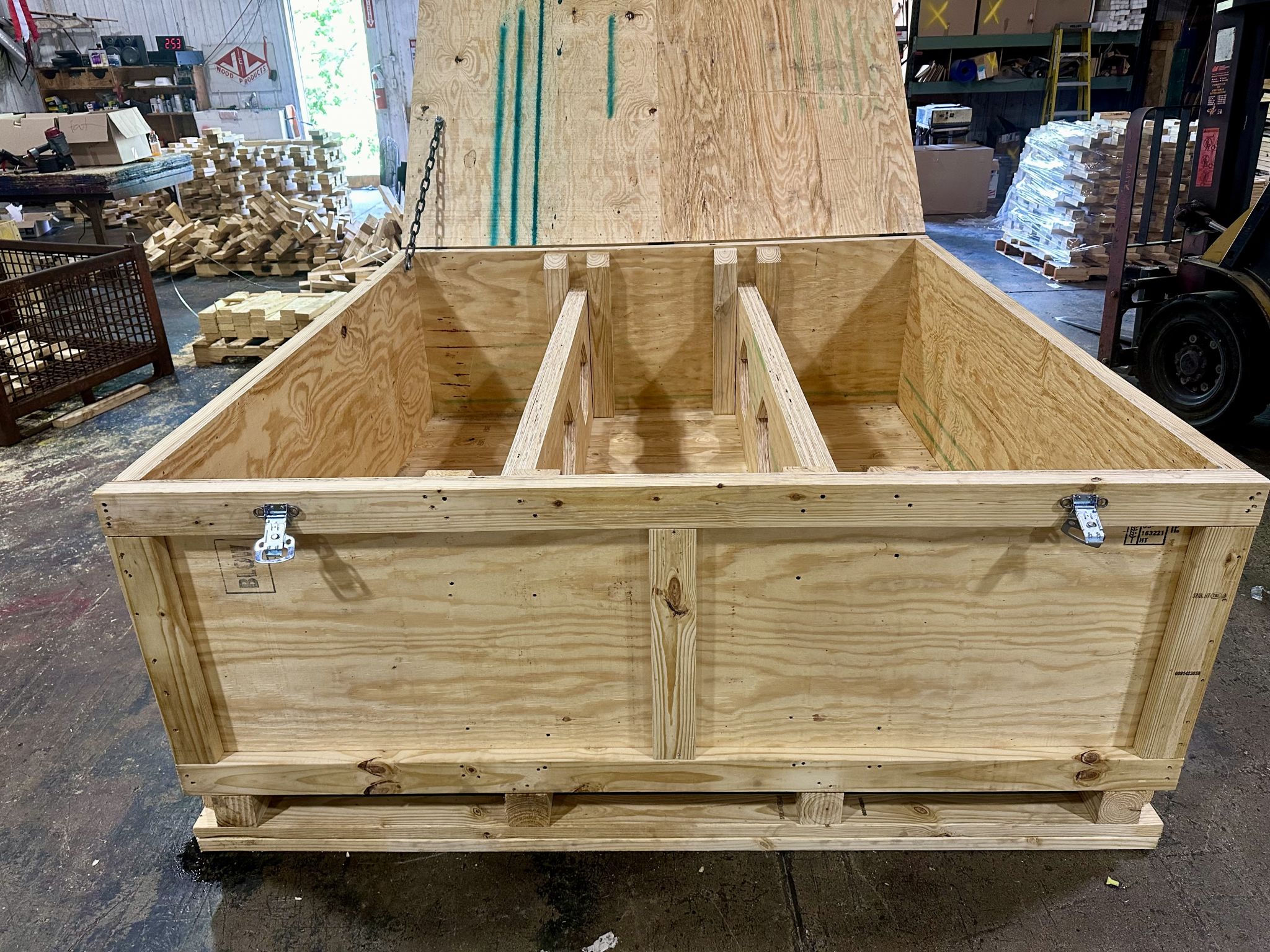Trade Show Crates - J&L Wood Products
