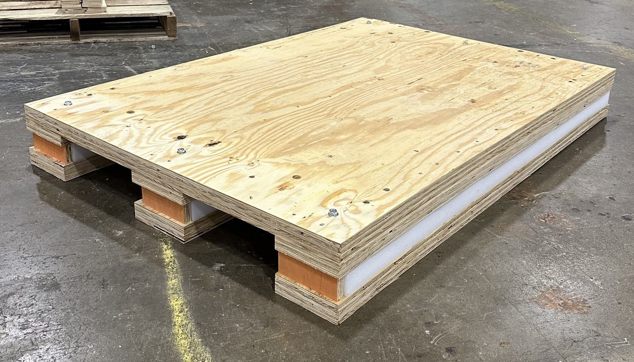 Shock Pallets for Server Racks & Fragile Cargo | J&L Wood
